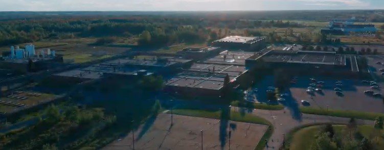 Une usine gigantesque d'assemblage de puces... à quelques encablures de ...